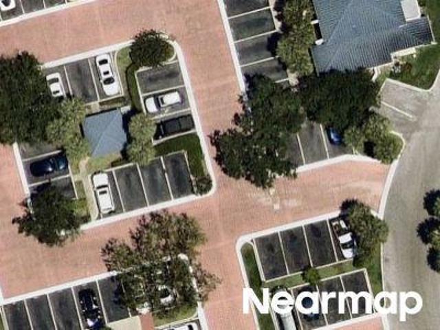 NW 15th Mnr