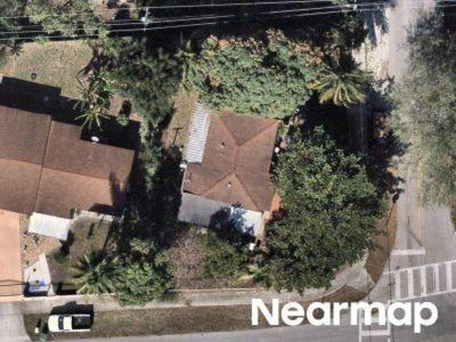 NW 163rd St