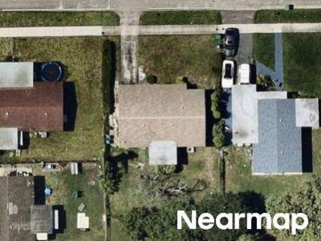 NW 16th St