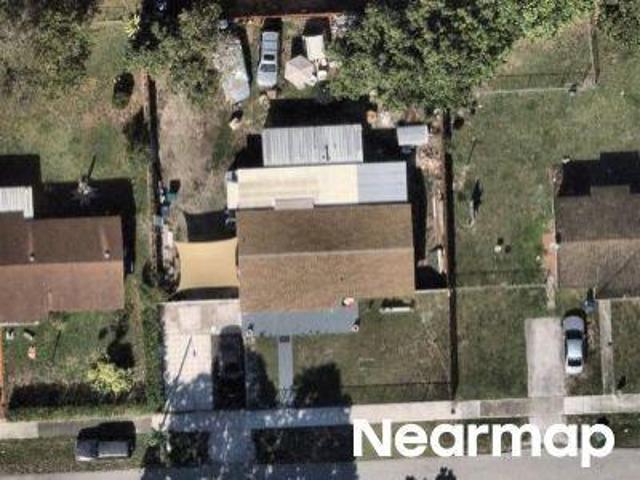 NW 181st St