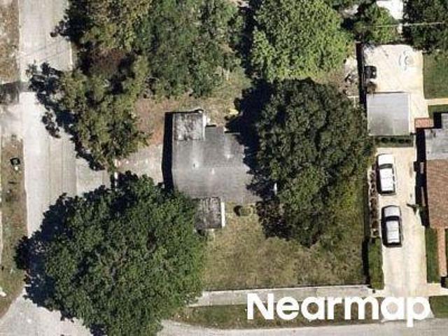 NW 187th St
