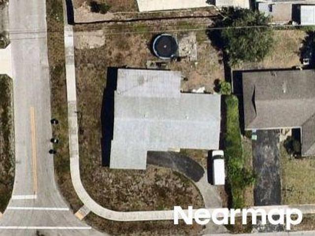 NW 187th St