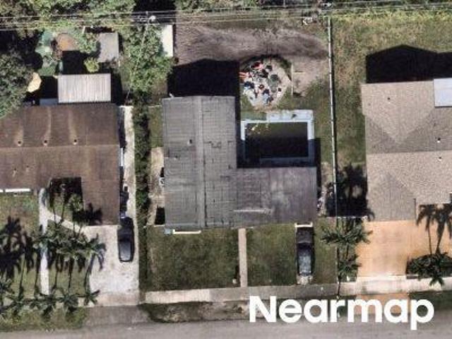 NW 187th St