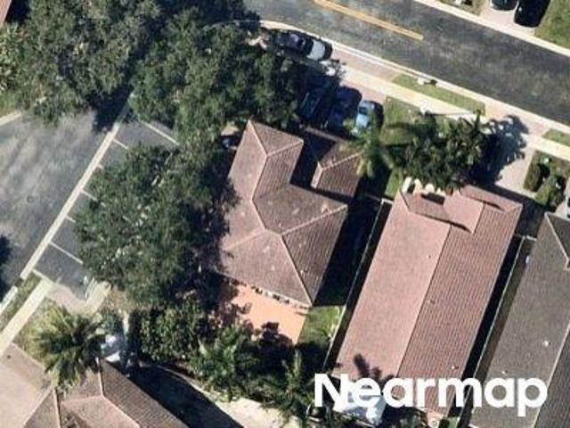 NW 19th St