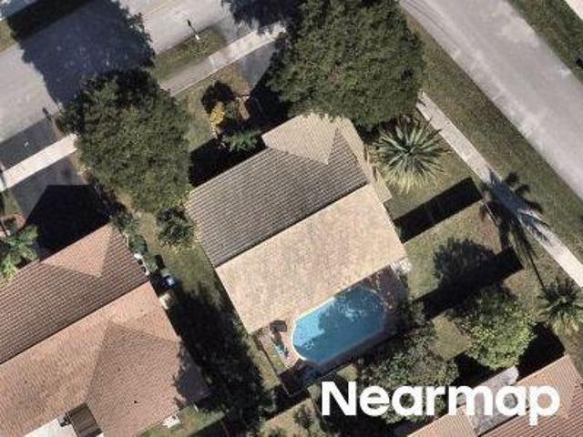 NW 19th St