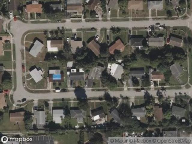 NW 1st St