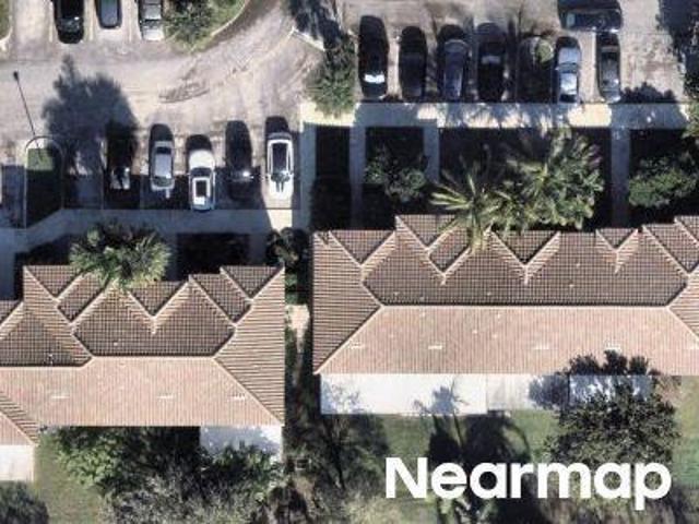 NW 1st St