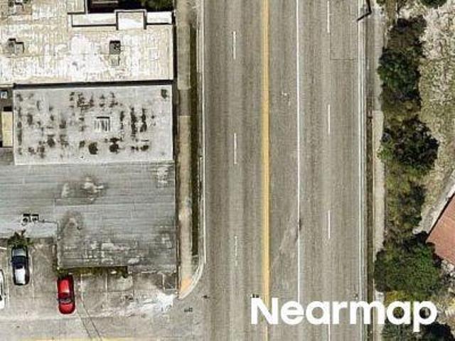 NW 23rd St