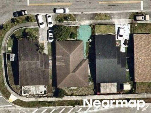 NW 207th Ter