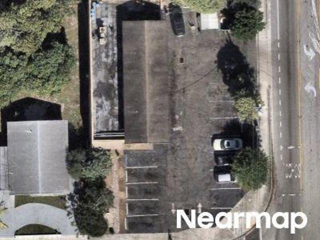 NW 21st Ave