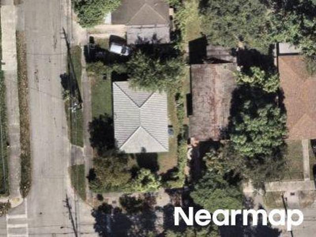 NW 21st Ave