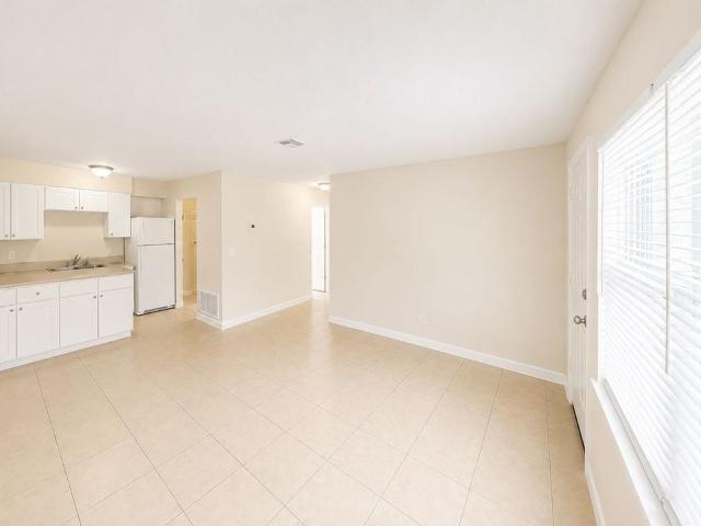 NW 21st Place 51 57 2 Bedroom Apartment for Rent at Nw 21st Pl, Ocala, FL 34475