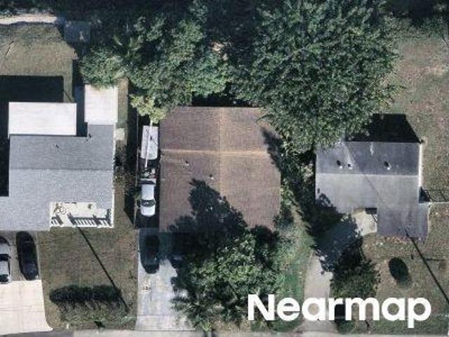 NW 27th St