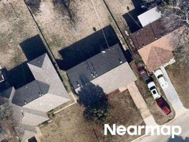 NW 24th St