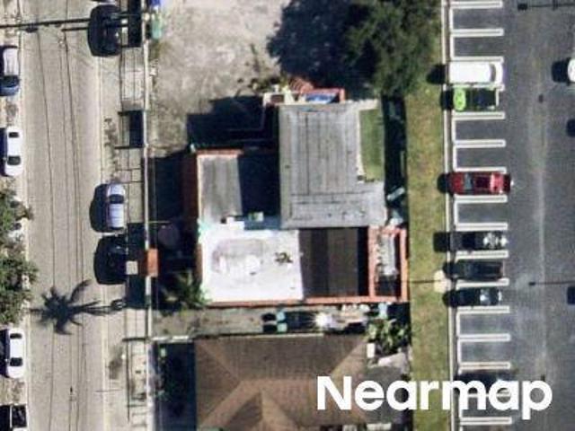 NW 25th Ave