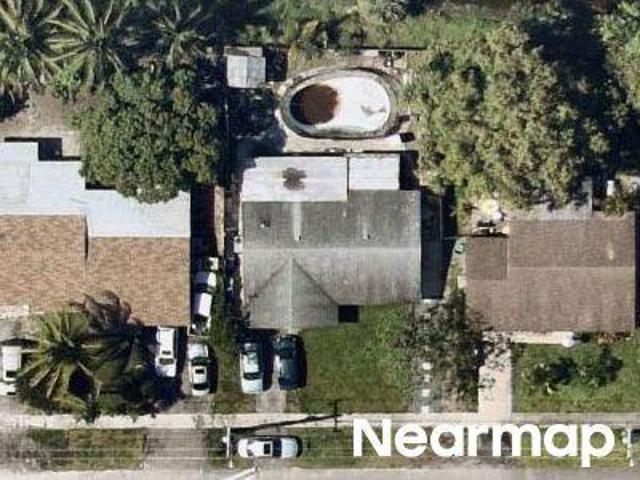 NW 25th Pl