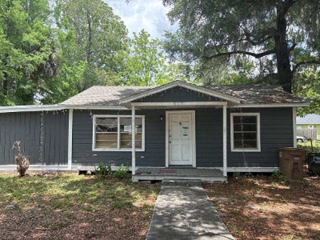 NW 26th St
