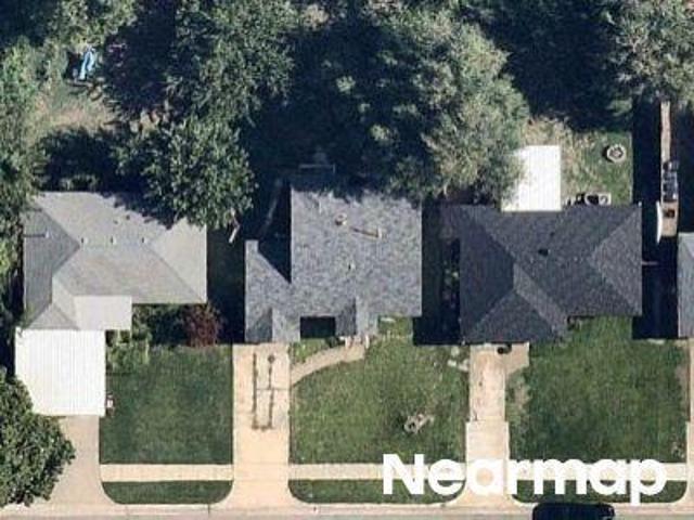 NW 28th St