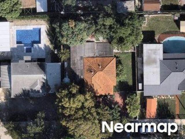 NW 2nd St