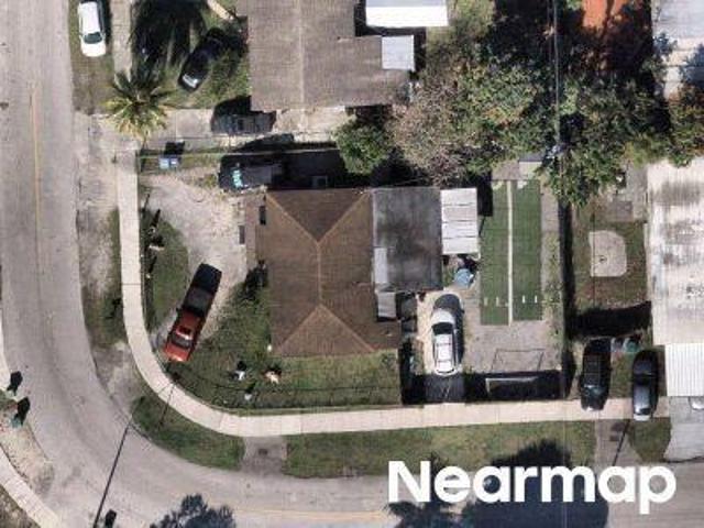 NW 30th Ct