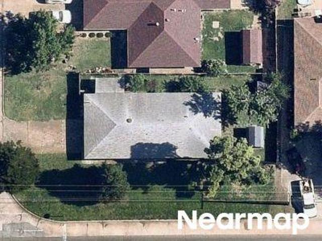 NW 30th St