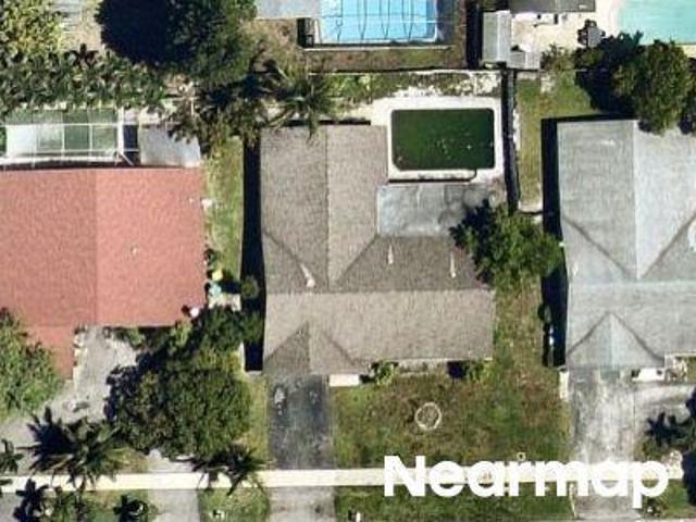 NW 37th Ct