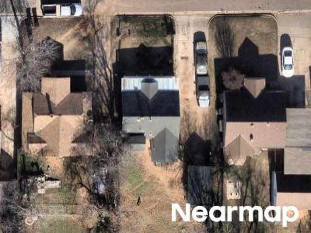 NW 37th St