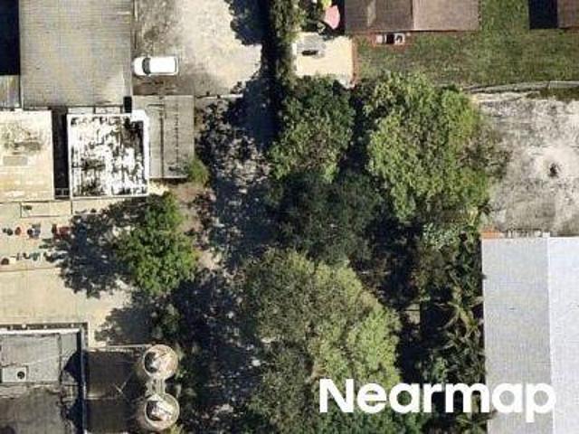 NW 34th St