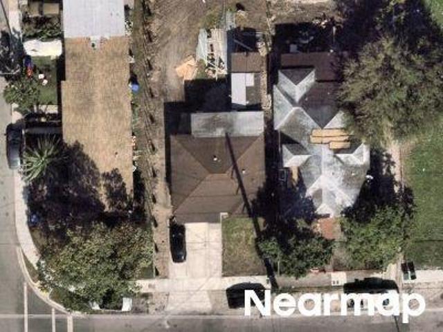 NW 35th St