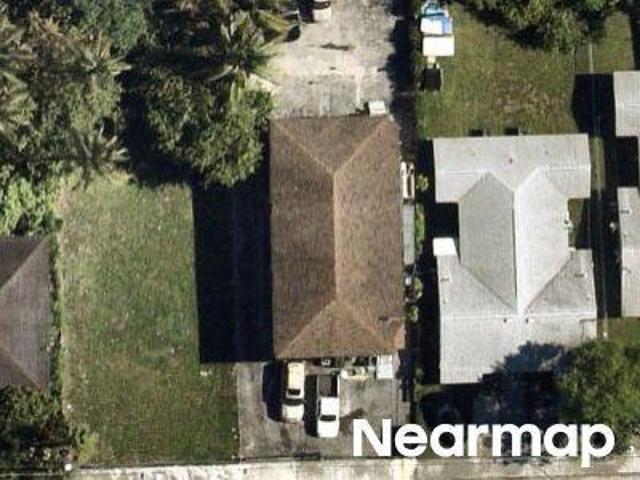 NW 35th St