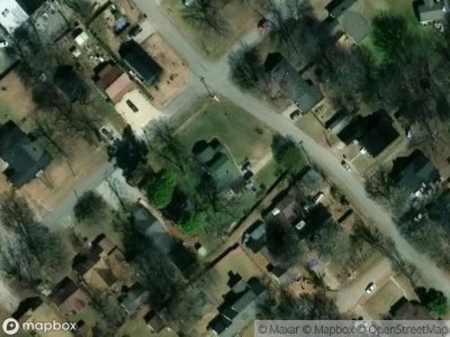 NW 3rd St