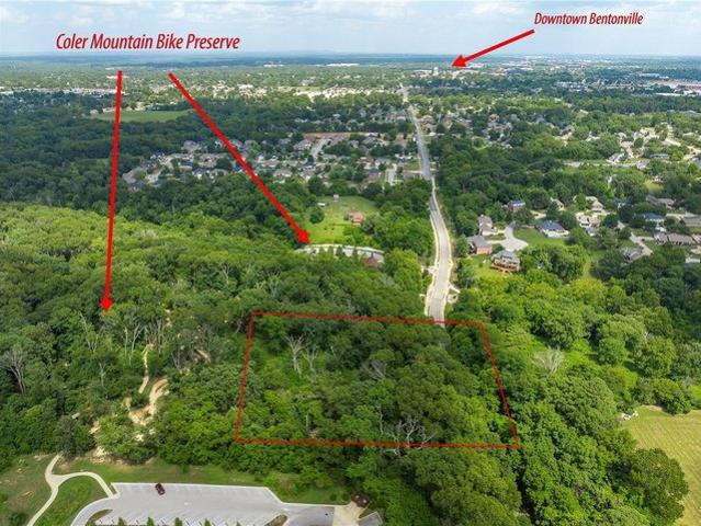 NW 3rd St, Bentonville, AR 72712