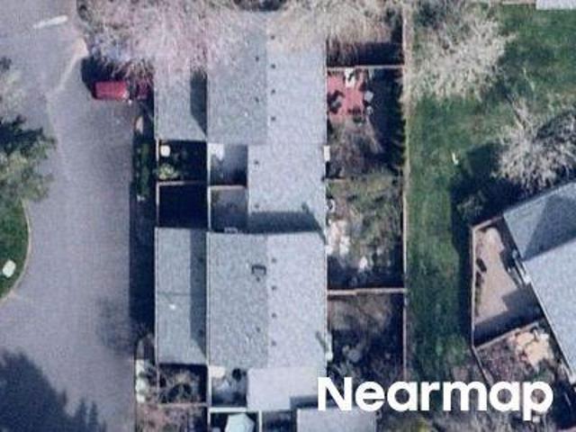 NW Tanasbrook Ct