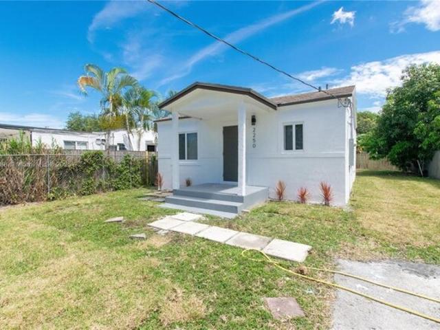 Nw Th Ter, Miami, Home For Sale