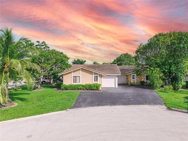 Nw Th Dr, Coral Springs, Home For Sale