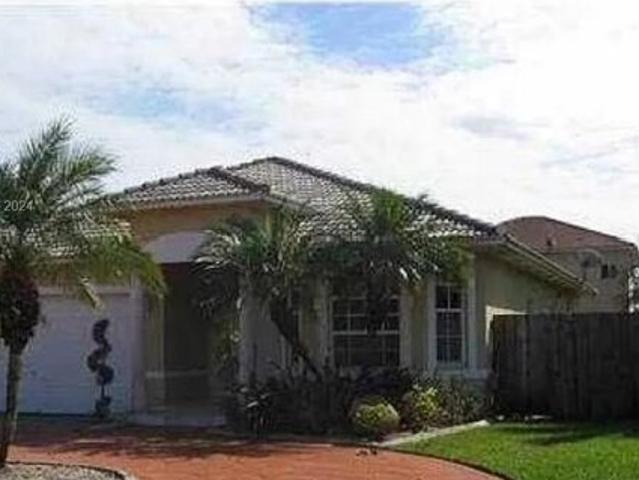 Nw Th Ln, Miami Lakes, Home For Rent
