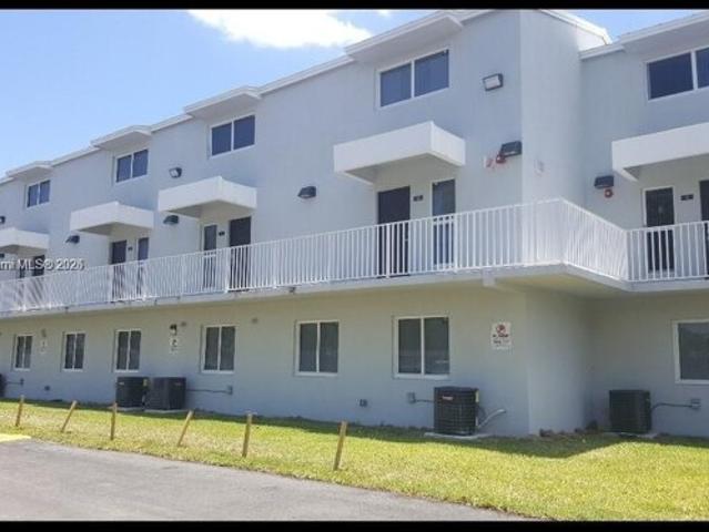 Nw Th Pl Apt,miami, Condo For Sale