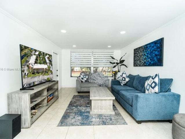 Nw Th St Apt,plantation, Condo For Sale