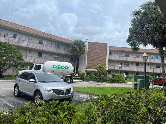 Nw Th St Apt,plantation, Condo For Sale