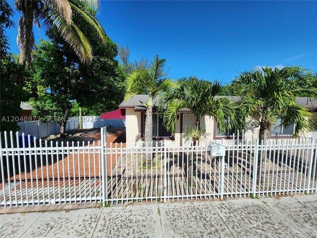 Nw Th St, Miami, Home For Sale