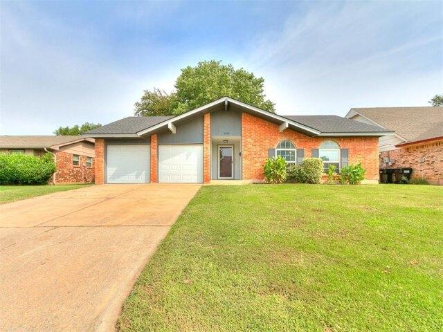 Nw Th St, Moore, Home For Sale