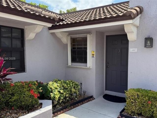 Nw Th St, Pembroke Pines, Home For Sale