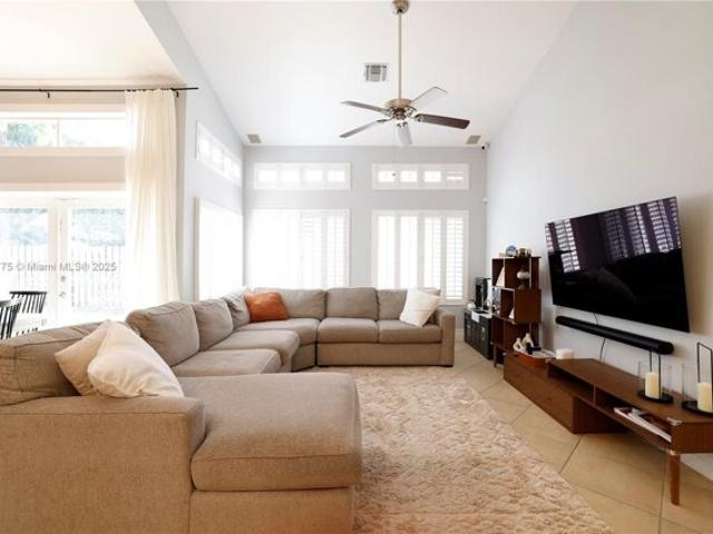Nw Th St, Plantation, Home For Sale