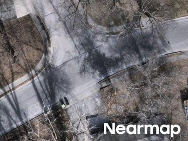 NW Woodland Rd