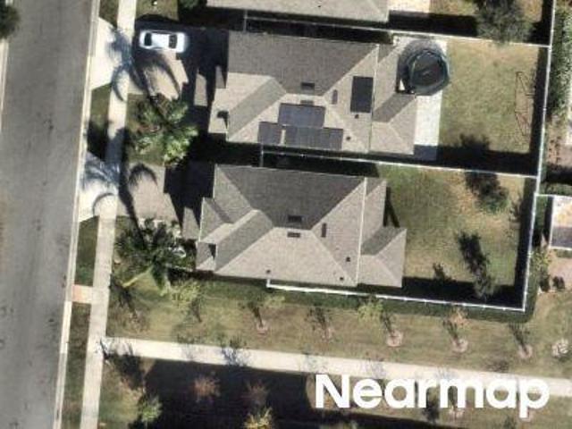 NW Aurea Moss Ln St