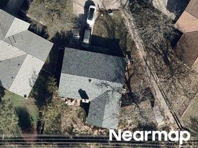 NW Cottonwood Dr