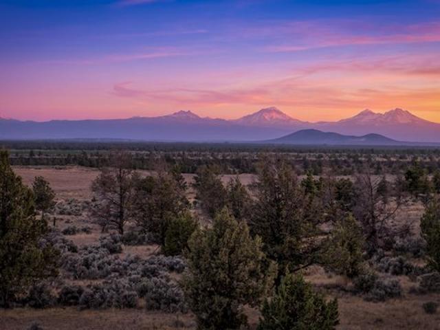 NW Oneil Hwy Unit 105, Redmond, OR 97756