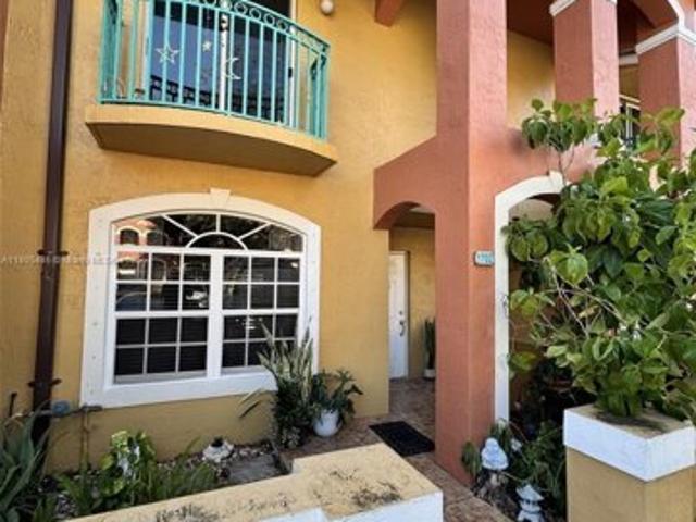 Nw Rd Dr Apt,hialeah, Home For Sale