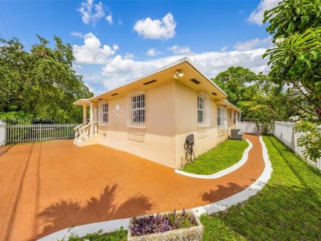 Nw St St, Miami, Home For Sale