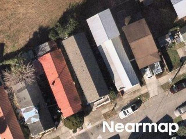 Nunan St